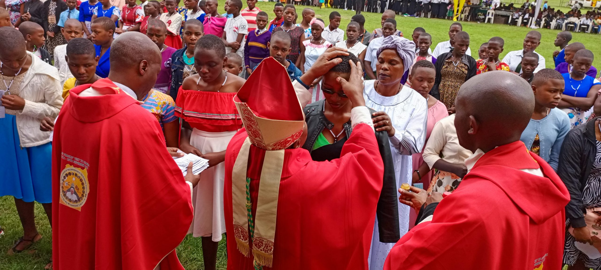 BISHOP CALLIST CONFIRMS 604 CANDIDATES INTO THE CATHOLIC FAITH | Kabale ...
