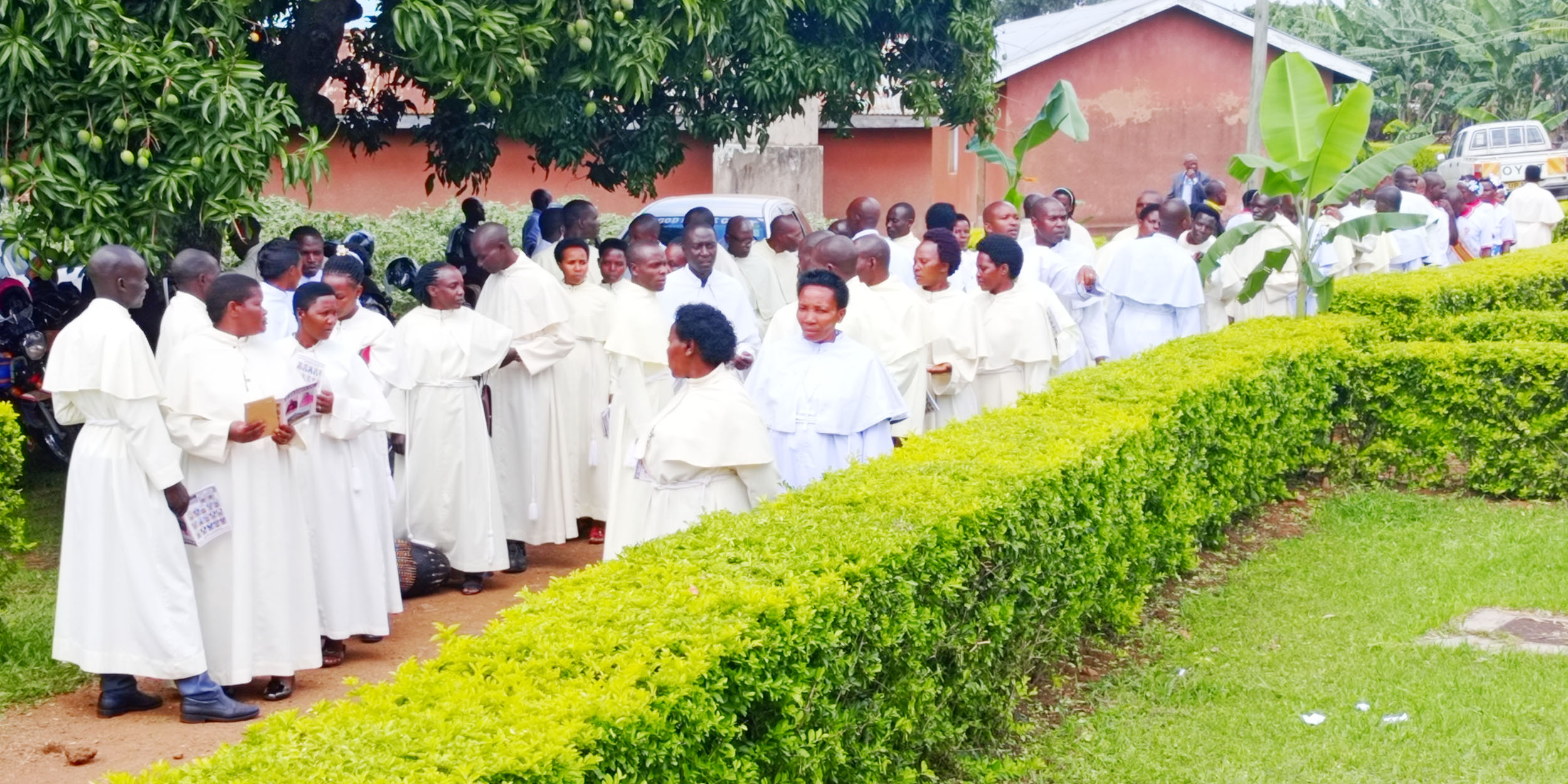 88 CATECHISTS COMMISSIONED FROM ST. KALEMBA CATECHETICAL TRAINING ...