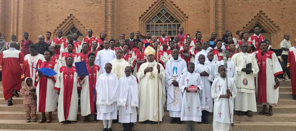 BISHOP CALLIST IMPLORES CHRISTIANS TO OPEN UP TO JESUS IN HIS CHRISTMAS ...