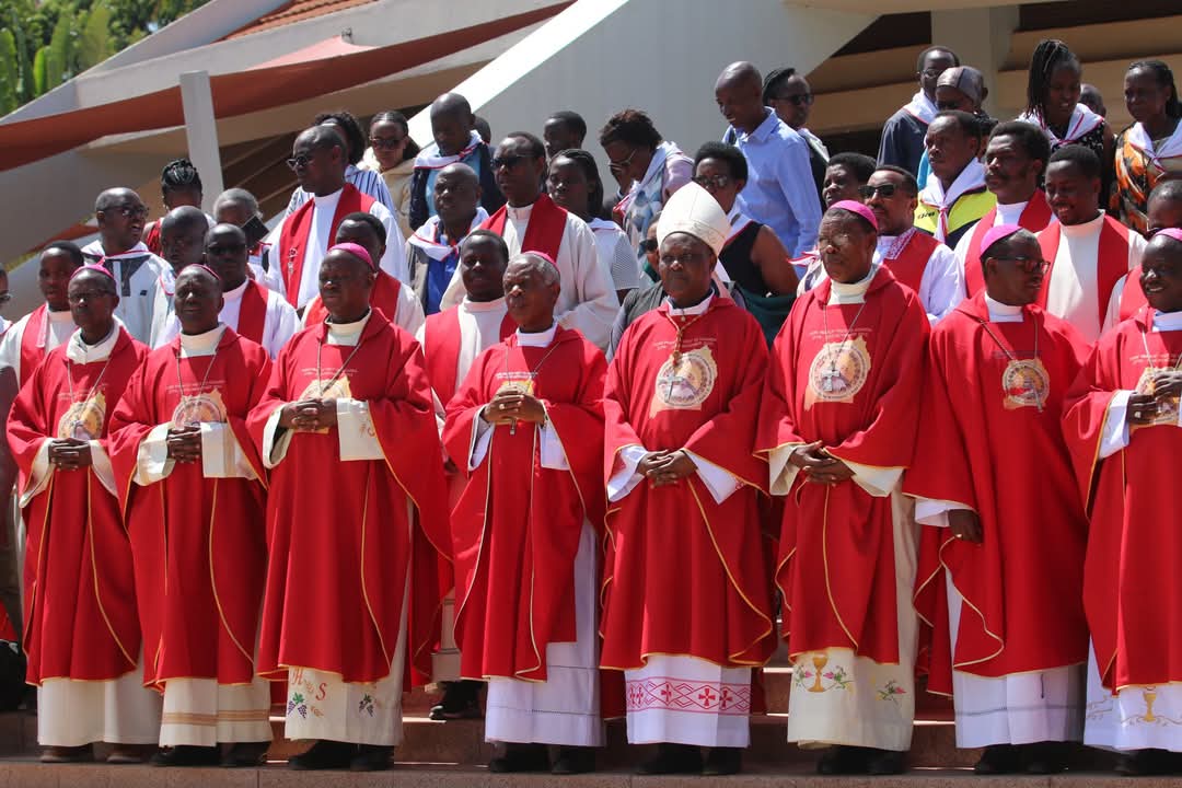 RWANDAN BISHOPS VISIT UGANDA TO PAY TRIBUTE TO UGANDA MARTYRS. | Kabale ...